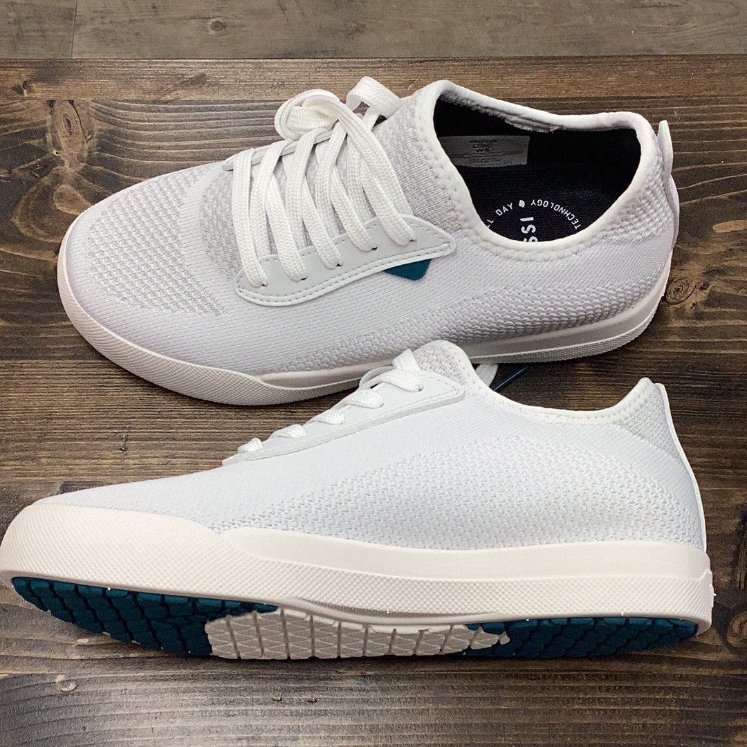 Vessi Weekend Sneaker – Brittany and Bros